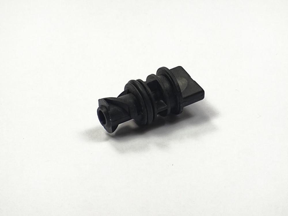 Jäähdyttimen tyhjennyskorkki W204,W212 OEM - A0009970224 - KL-Varaosat