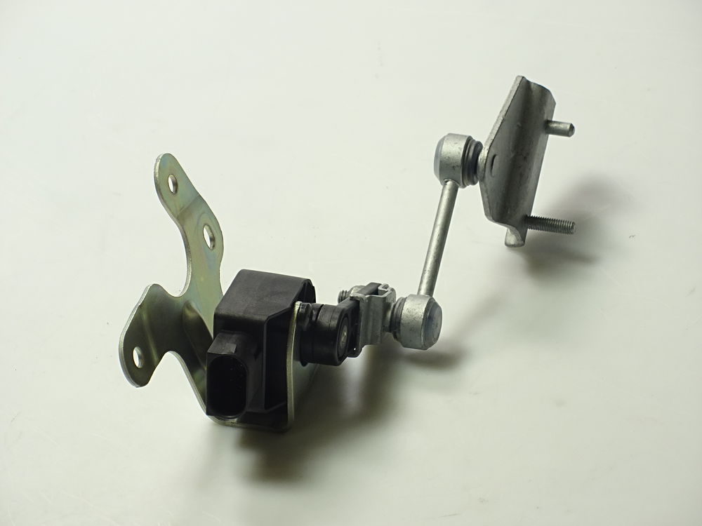 Taka-aks.anturi+vivut vas. W204,W207,W212,W218 OEM - A2129052902 - KL ...