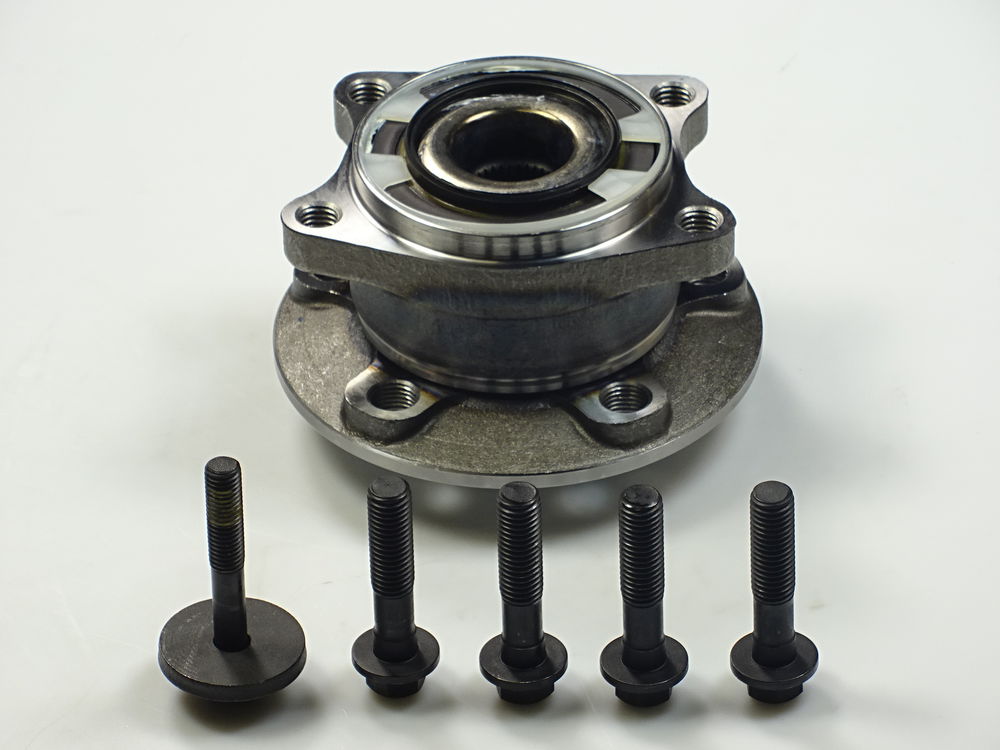 Takapyörännapa, XC90 ECO - 31340099-E - KL-Varaosat