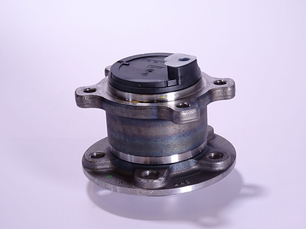 Takapyöränlaakeri XC60 SKF *POISTO* - 31329971 - KL-Varaosat