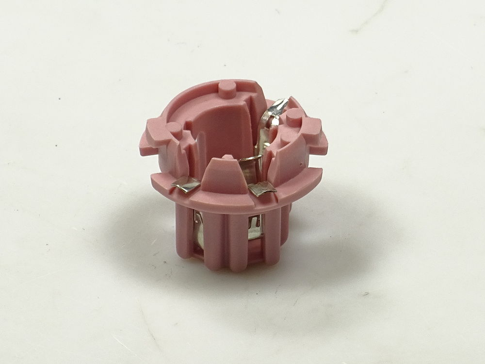 Polttimon kanta taka 21/4W W210 pinkki - A2108260082 - KL-Varaosat