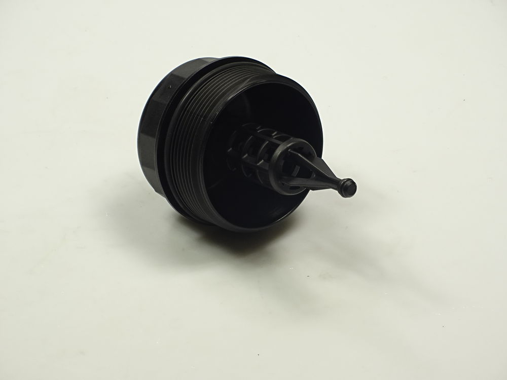 # Öljynsuodattimen kansi OM642 OEM - A6421800038 - KL-Varaosat