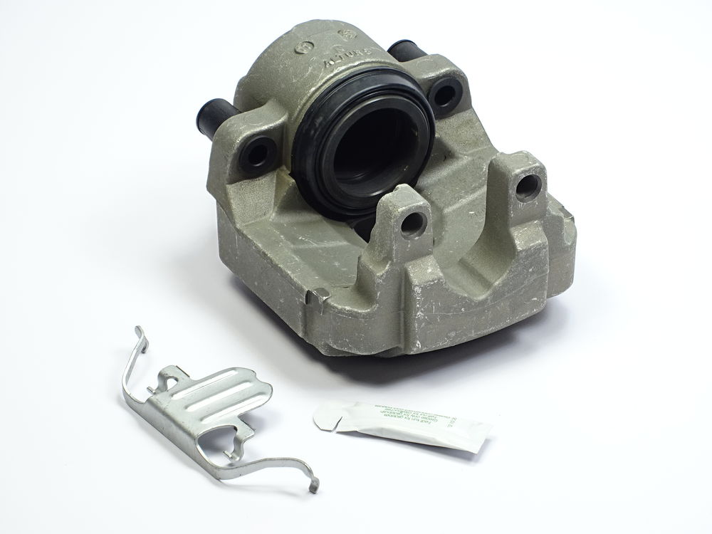 R40 Jarrusatula etu vas. F10,F11 518d-525d - 34116791919 - KL-Varaosat