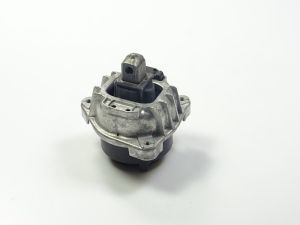 Moottorin kumityyny oik. F07,F10,F11 xd - 22116777382 - KL-Varaosat