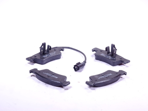 Jarrupalasrj. taka (141x54 mm) VW T5 - 7H8698451 - KL-Varaosat