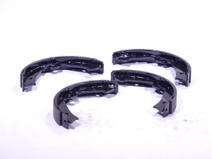 Käsijarrukenkäsrj. Touareg 7P, Cayenne - 7P0698525 - KL-Varaosat