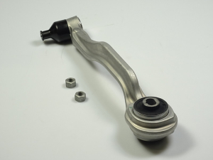 Reaktiotanko vas. W211 LMI - 2113301511 - KL-Varaosat