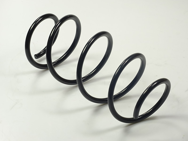 Etujousi W204 (2xpun.) - 2043210304 - KL-Varaosat