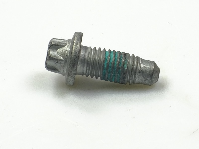 Torx-ruuvi (M10x1,5x20 -10,9) BMW OEM - B33526764406 - KL-Varaosat
